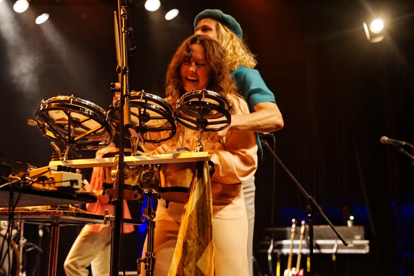 King Stingray - Gig Galleries - The Tivoli