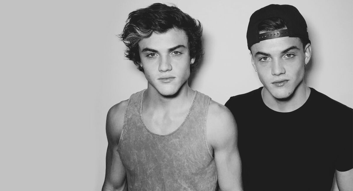 The Dolan Twins - Sun 27.11.16 - The Tivoli